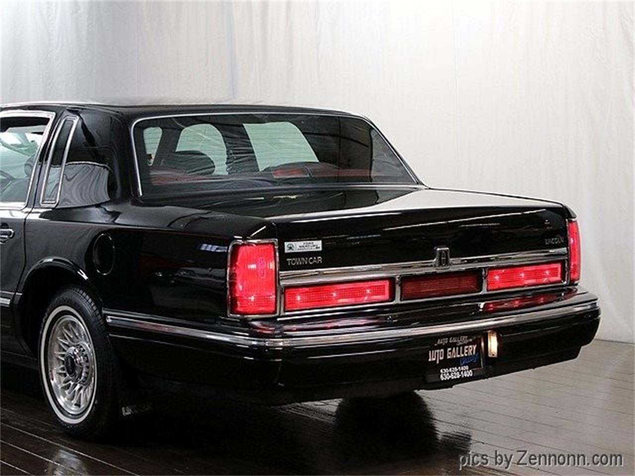 1995 Lincoln Town Car for Sale | ClassicCars.com | CC-1072443