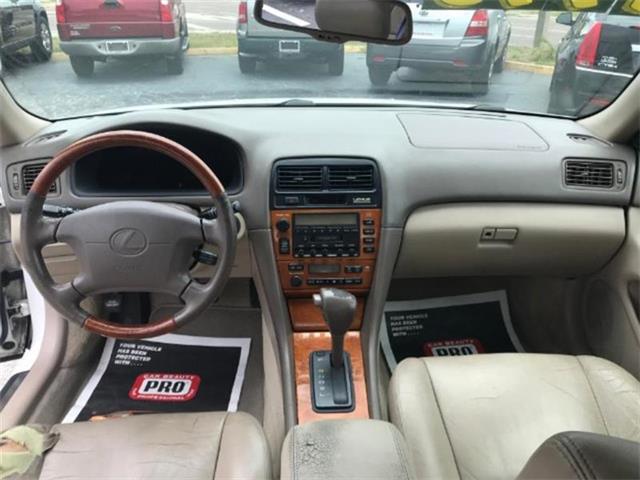 2000 Lexus ES300 for Sale | ClassicCars.com | CC-1090363
