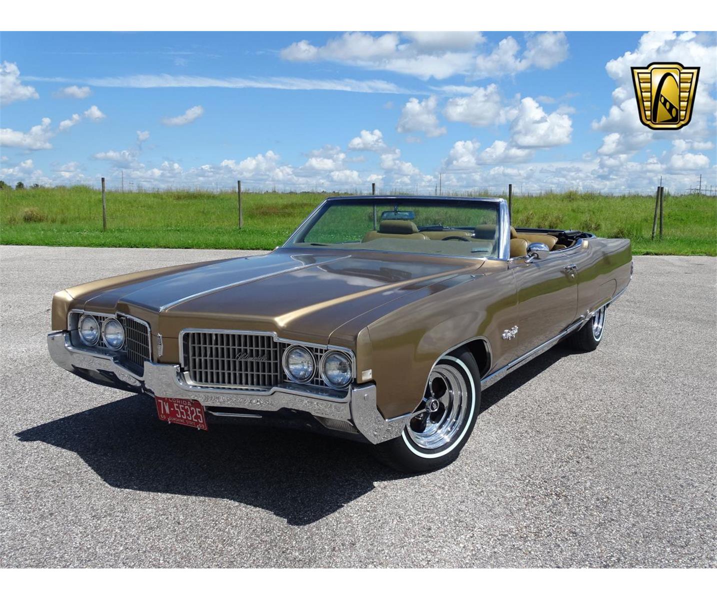 1969 Olds 98