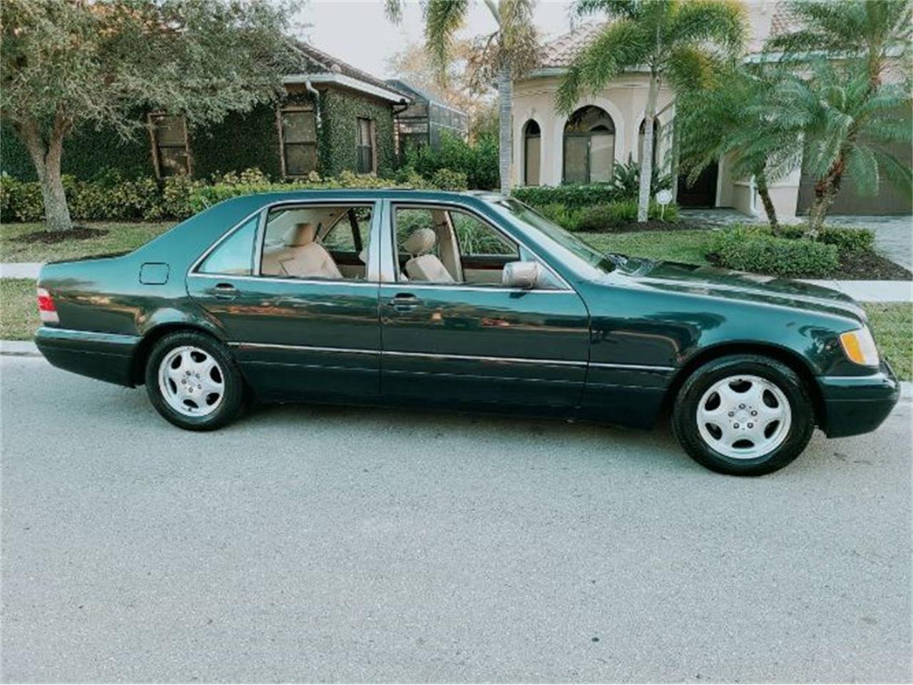 1997 Mercedes Benz S320null