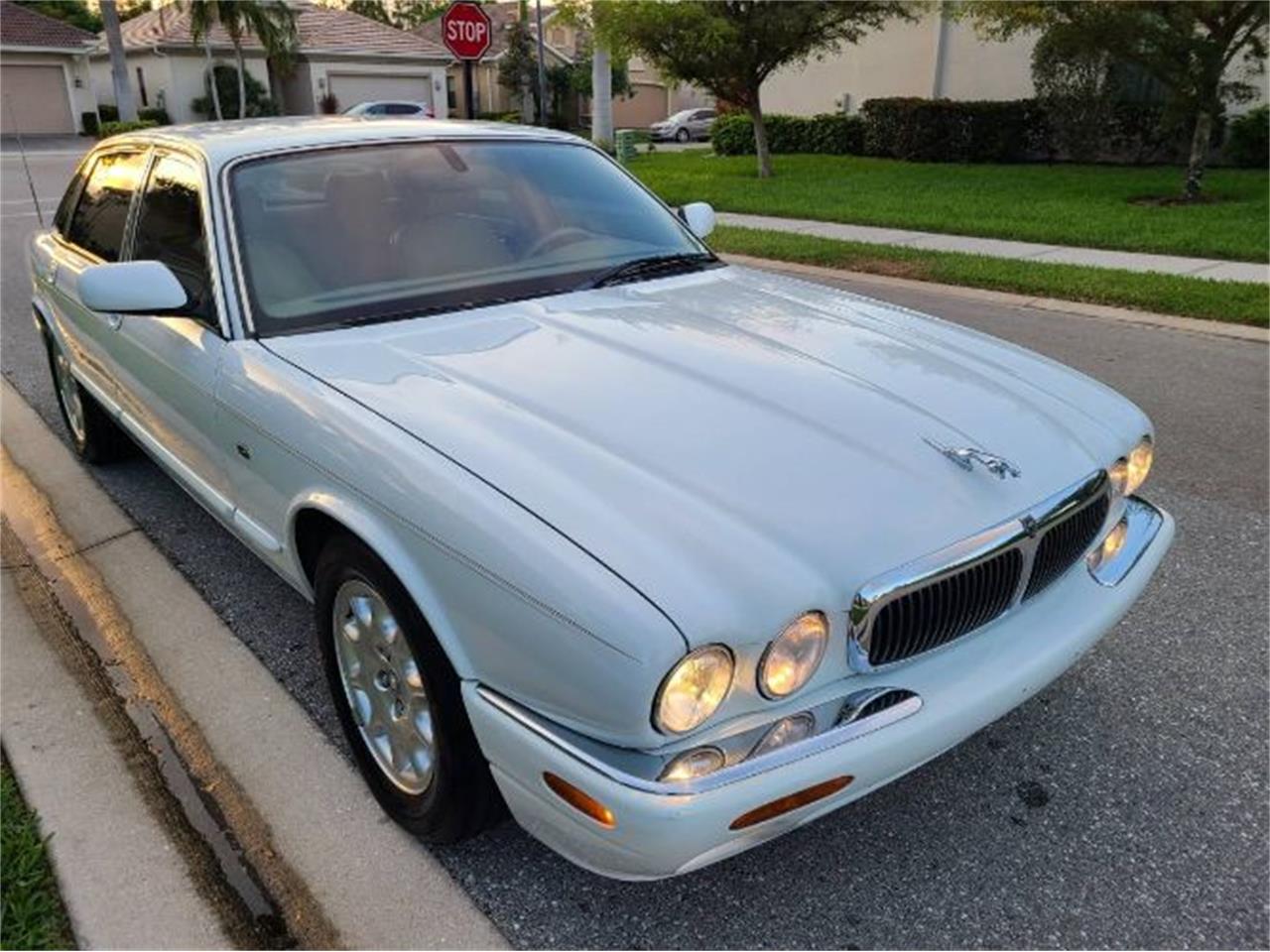 2000 Jaguar XJ8 for Sale | ClassicCars.com | CC-1455264