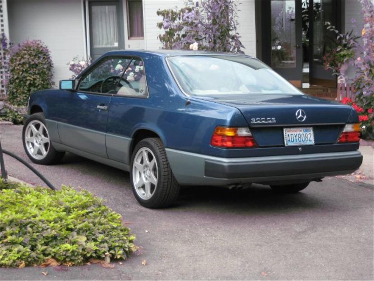 1988 Mercedes-Benz 300CE for Sale | ClassicCars.com | CC-1456891
