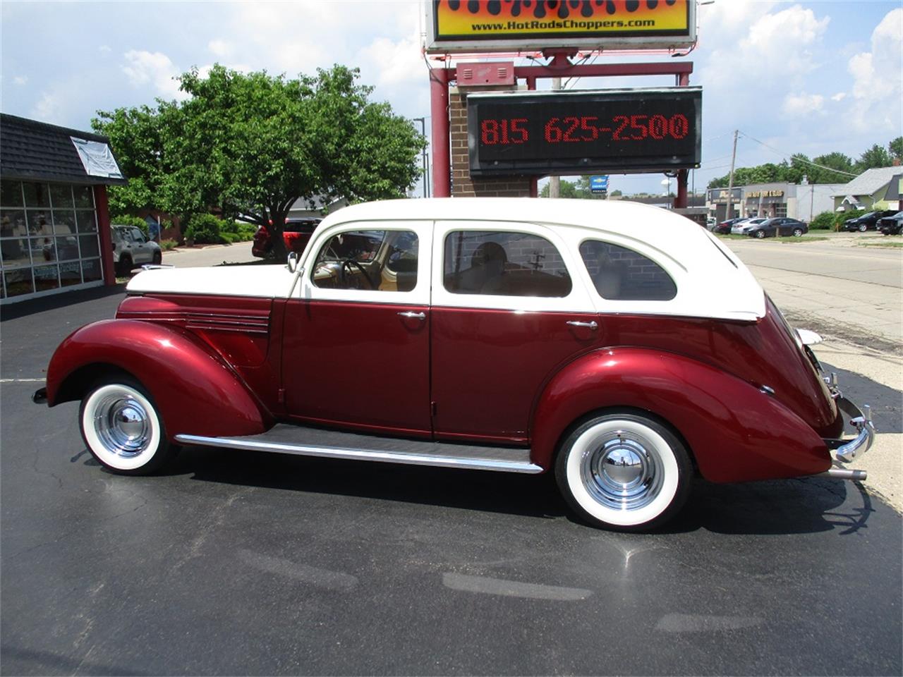1939 Hupmobile Sedan for Sale | ClassicCars.com | CC-1483692