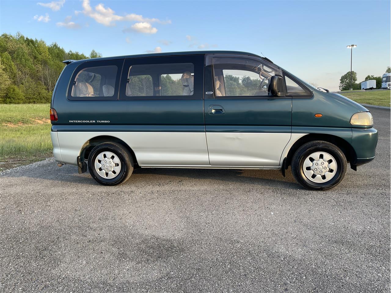 1995 Mitsubishi Delica for Sale | ClassicCars.com | CC-1490642