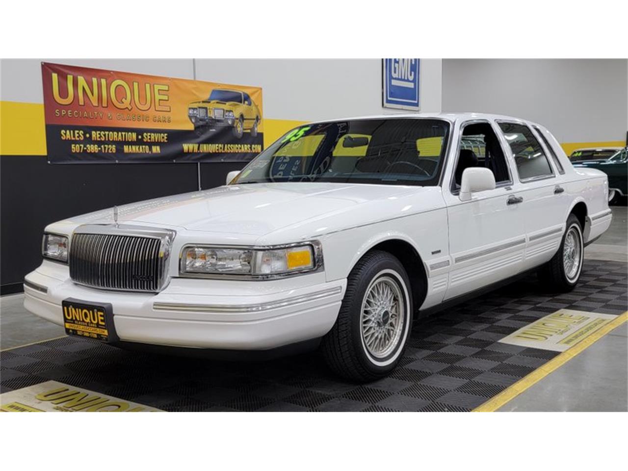 1995 Lincoln Town Car For Sale