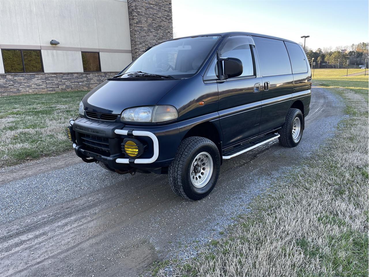 1995 Mitsubishi Delica for Sale | ClassicCars.com | CC-1576855