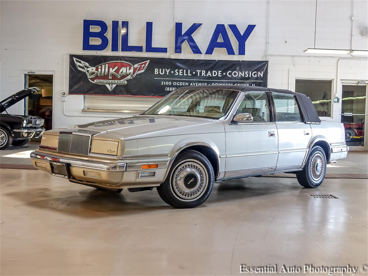 New Yorker Chrysler 1989