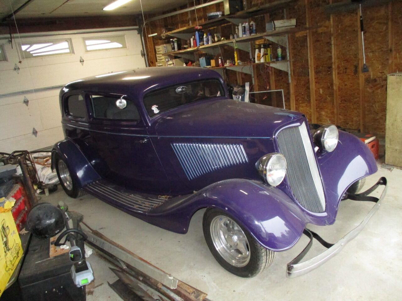 1933 Ford Custom for Sale | ClassicCars.com | CC-1617611