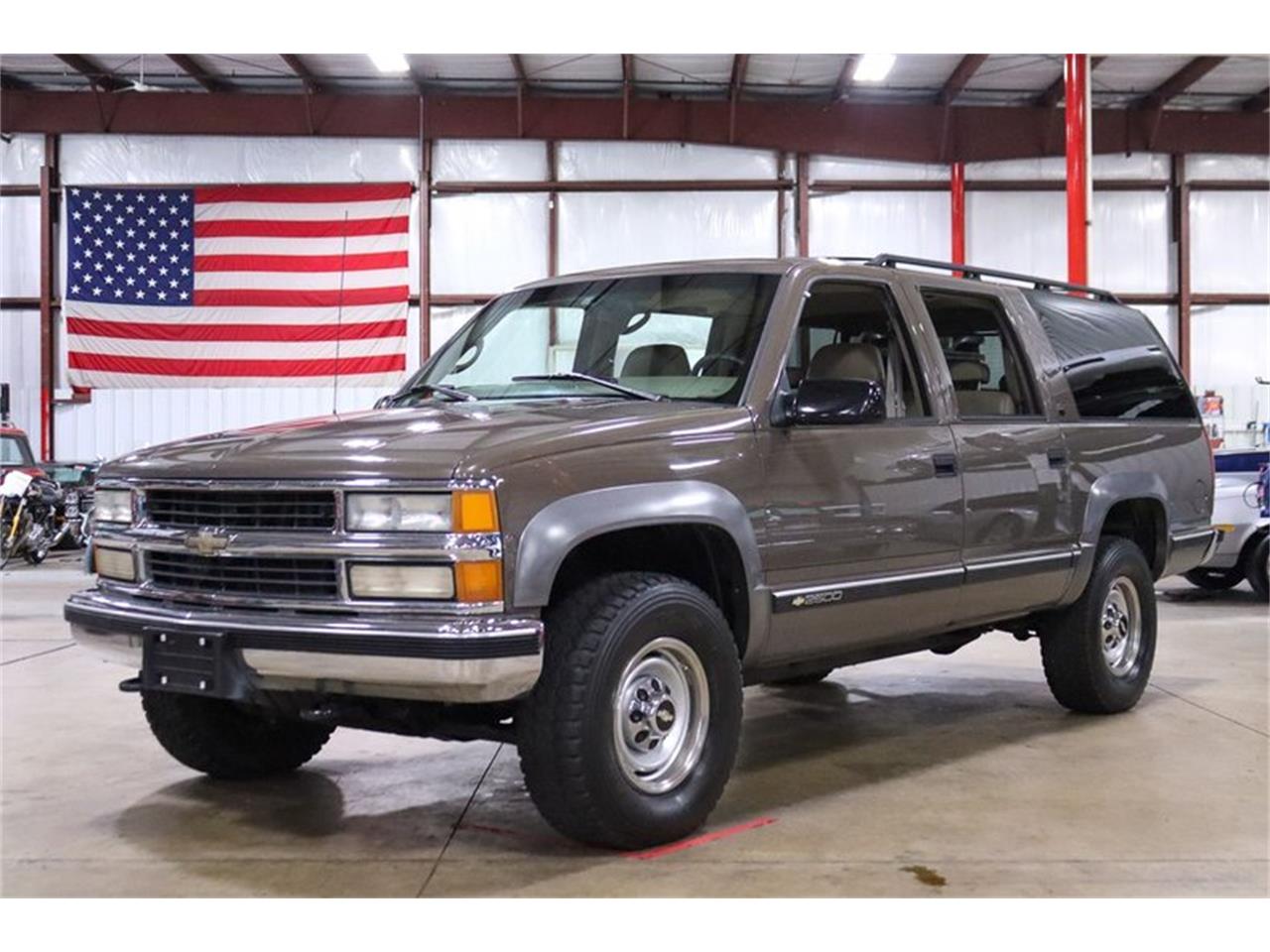 1998 Chevrolet Suburban for Sale | ClassicCars.com | CC-1640770