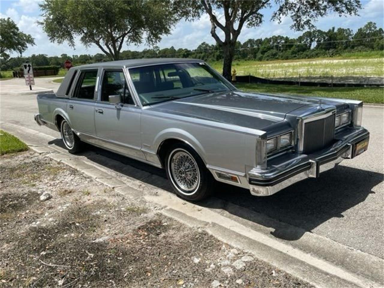 1983 Lincoln Town Car for Sale | ClassicCars.com | CC-1654547