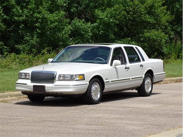 1995 Lincoln Town Car for Sale | ClassicCars.com | CC-1657879