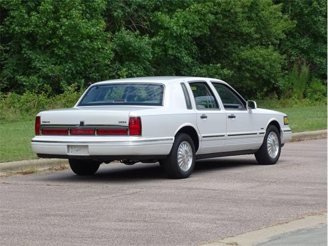 1995 Lincoln Town Car for Sale | ClassicCars.com | CC-1657879