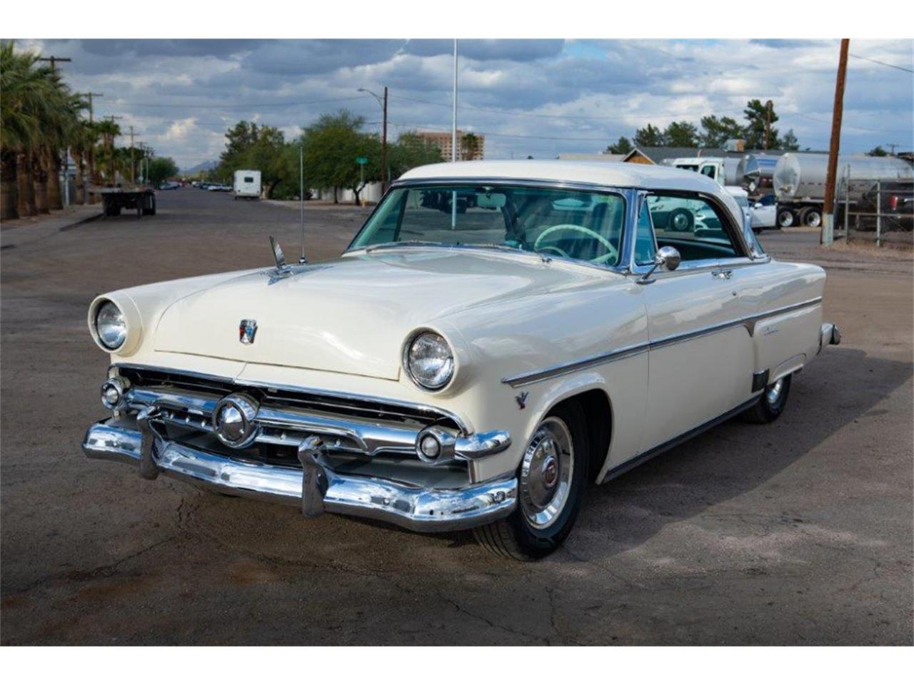 1954 Ford Crestline Victoria for Sale | ClassicCars.com | CC-1679698