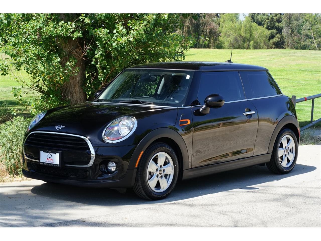 2019 MINI Cooper for Sale | ClassicCars.com | CC-1683391