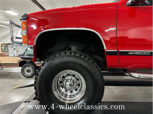 1995 Chevrolet Suburban for Sale | ClassicCars.com | CC-1711800