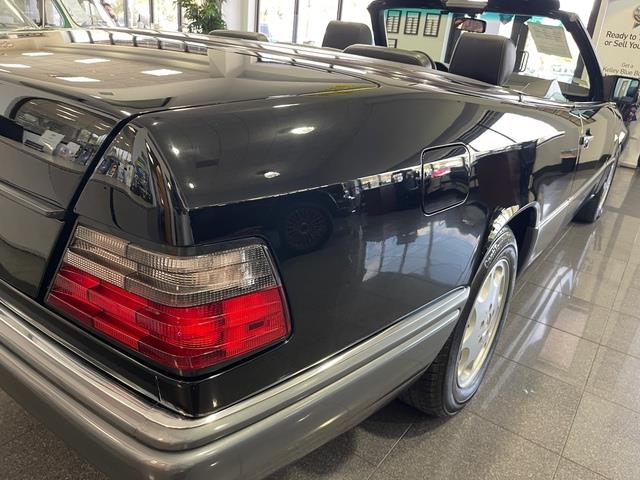 1994 Mercedes-Benz E320 for Sale | ClassicCars.com | CC-1715730