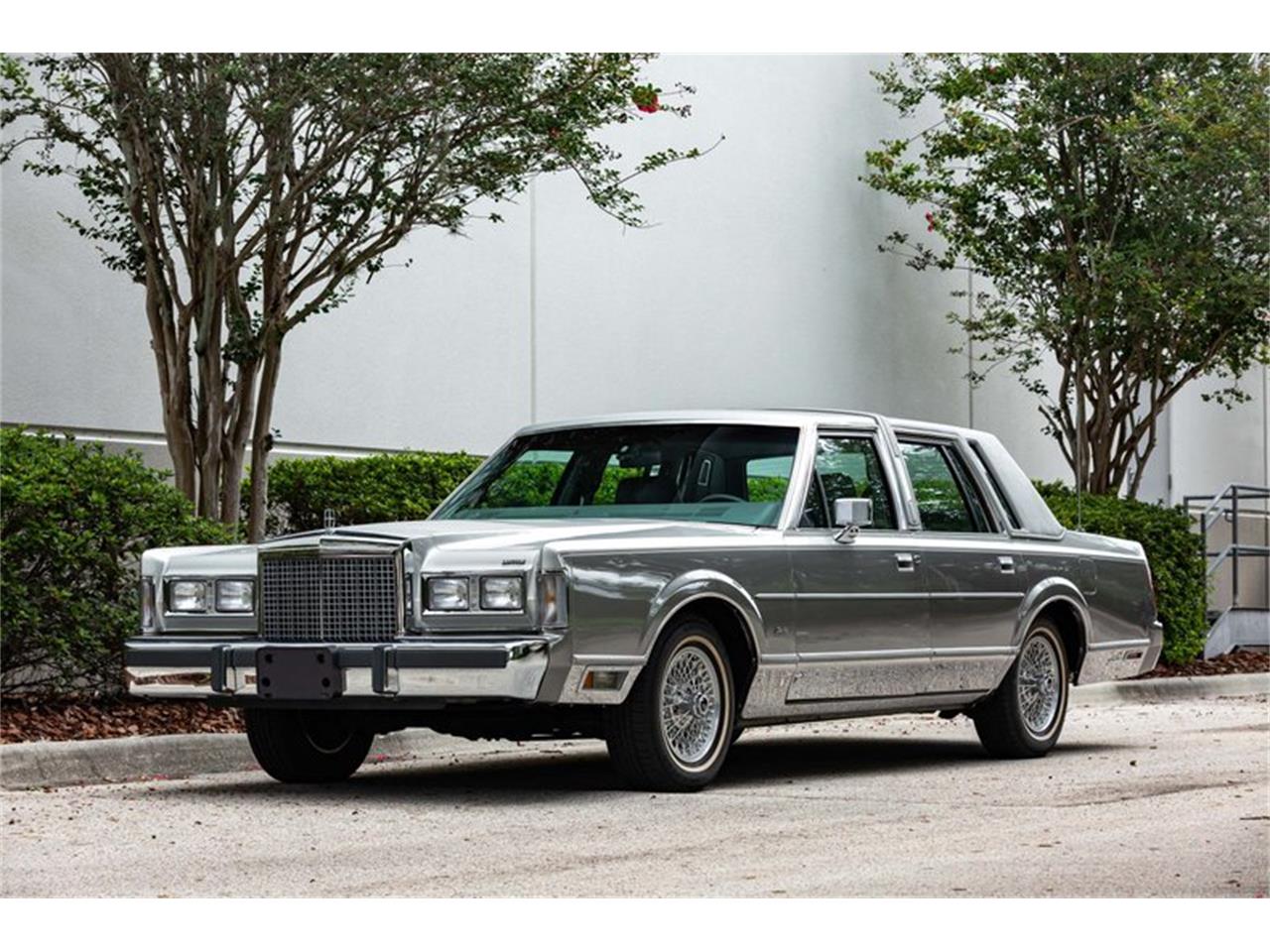 1986 Lincoln Town Car for Sale | ClassicCars.com | CC-1718101