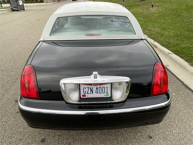 2002 Lincoln Town Car for Sale | ClassicCars.com | CC-1729245