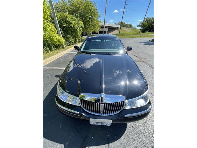 2002 Lincoln Town Car for Sale | ClassicCars.com | CC-1729245