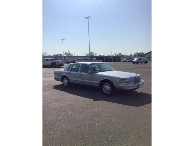 1997 Lincoln Town Car for Sale | ClassicCars.com | CC-1752617