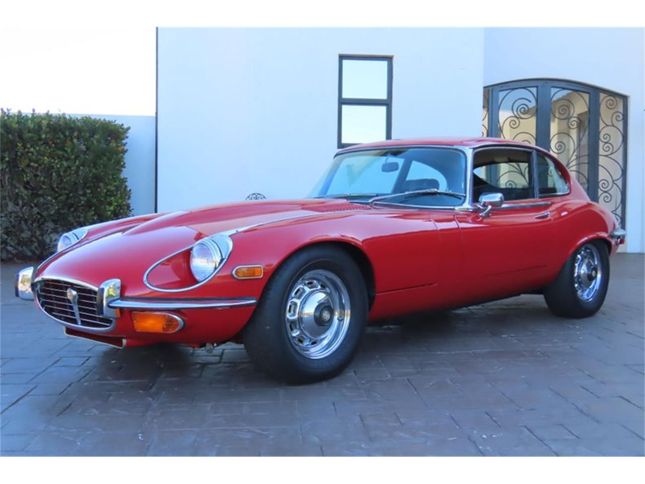 The Timeless Elegance Of The 1972 Jaguar Xke A Classic Reborn