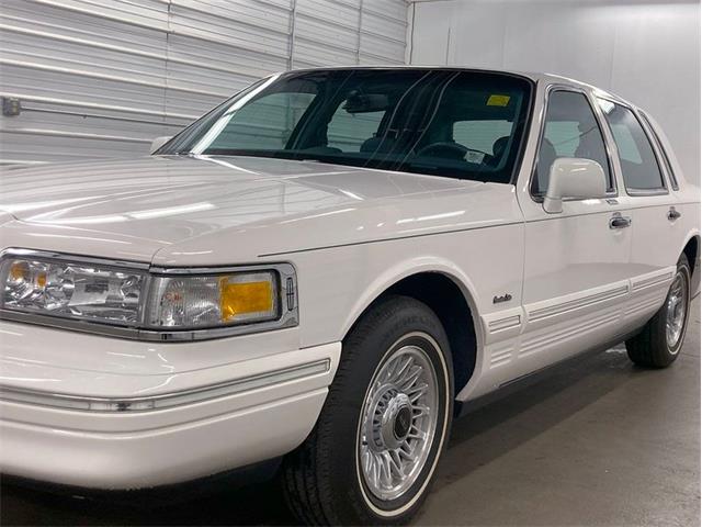 1997 Lincoln Town Car for Sale | ClassicCars.com | CC-1779036