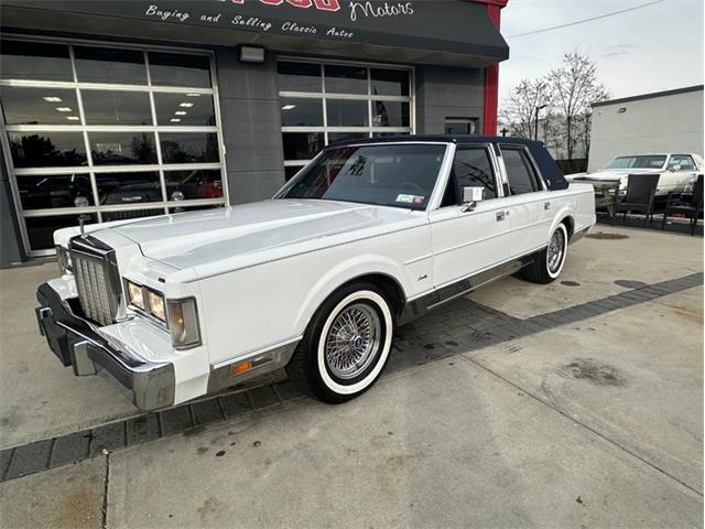 1986 Lincoln Town Car for Sale | ClassicCars.com | CC-1794958