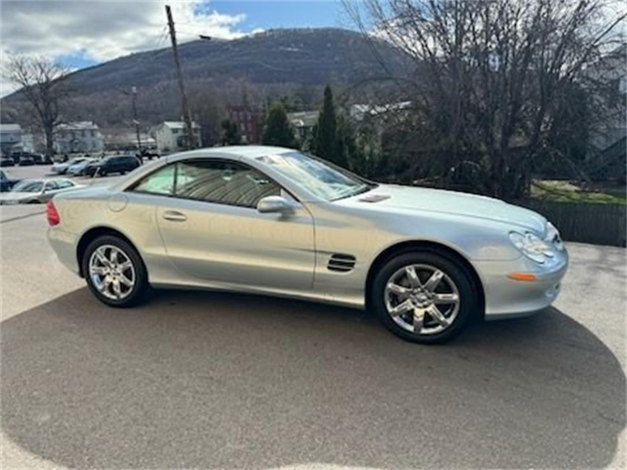2004 Mercedes-Benz SL500 for Sale | ClassicCars.com | CC-1830405