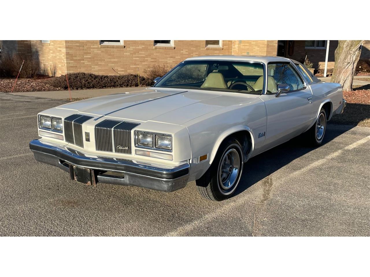 Behold The Epitome Of American Muscle A Pristine 1976 Oldsmobile Cutlass For Salefeed