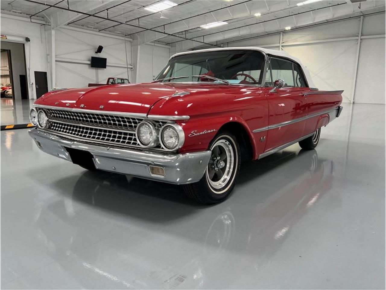 Fascinating 1961 Ford Sunliner For Sale Photos
