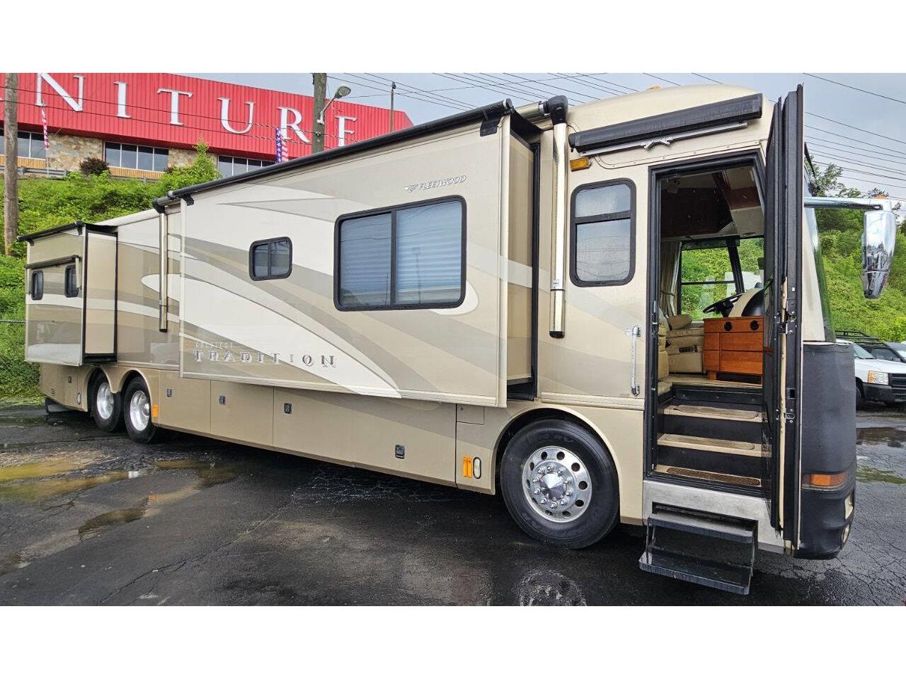 2005 Fleetwood Recreational Vehicle for Sale | ClassicCars.com | CC-1865318