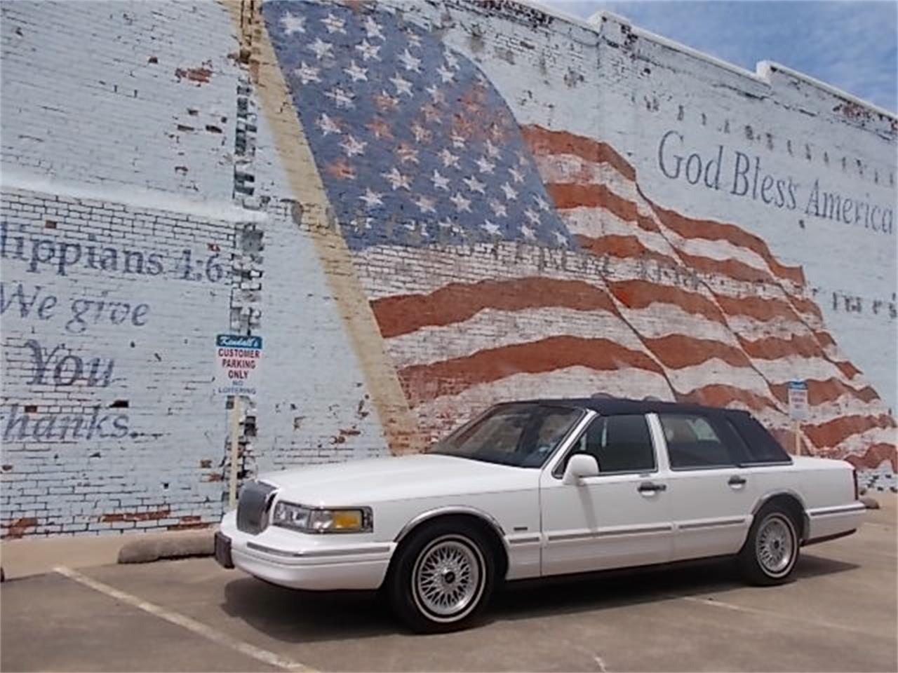 1995 Lincoln Town Car for Sale | ClassicCars.com | CC-1865921