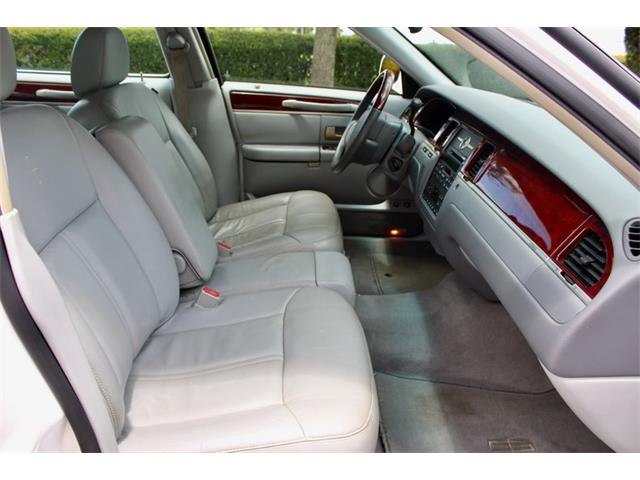 2005 Lincoln Town Car for Sale | ClassicCars.com | CC-1869231