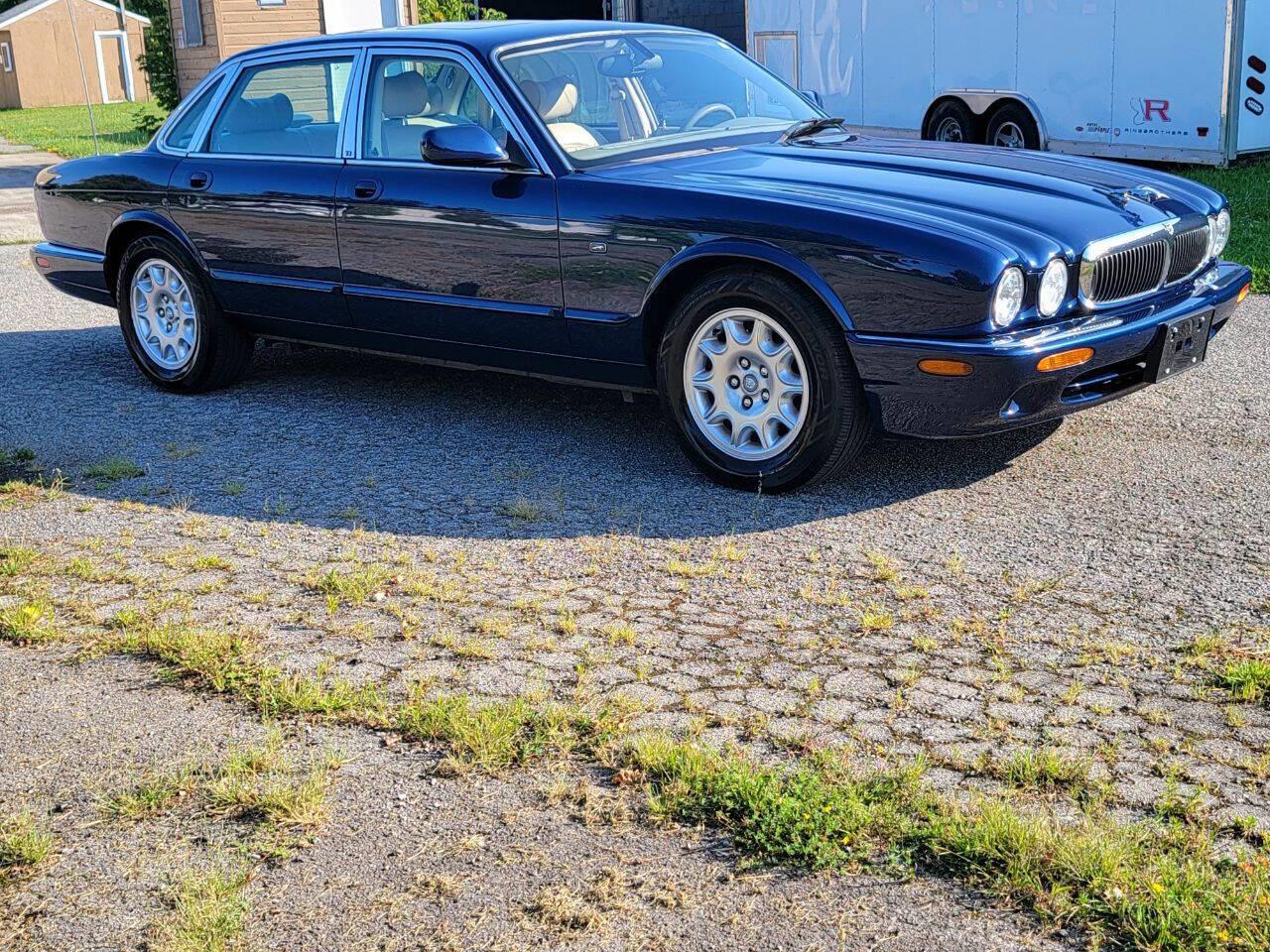 2000 Jaguar XJ for Sale | ClassicCars.com | CC-1893061