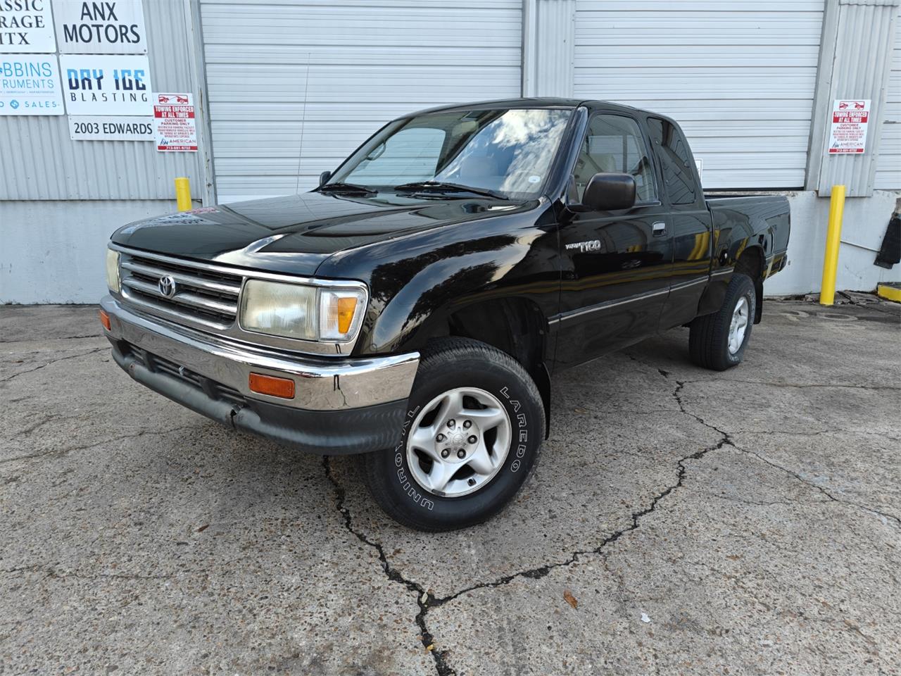 1997 Toyota Pickup Trucknull