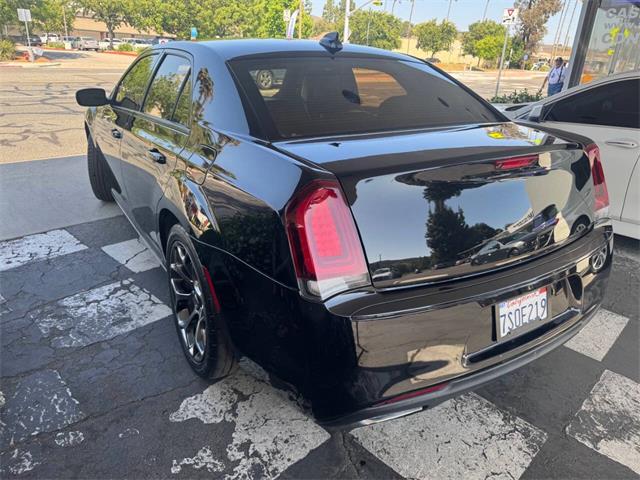 2016 Chrysler 300 for Sale | ClassicCars.com | CC-1962562