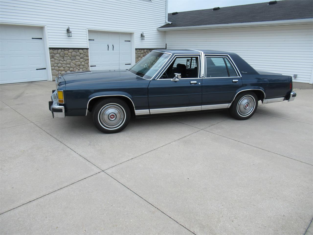 1986 Ford Crown Victoria for Sale | ClassicCars.com | CC-1970231