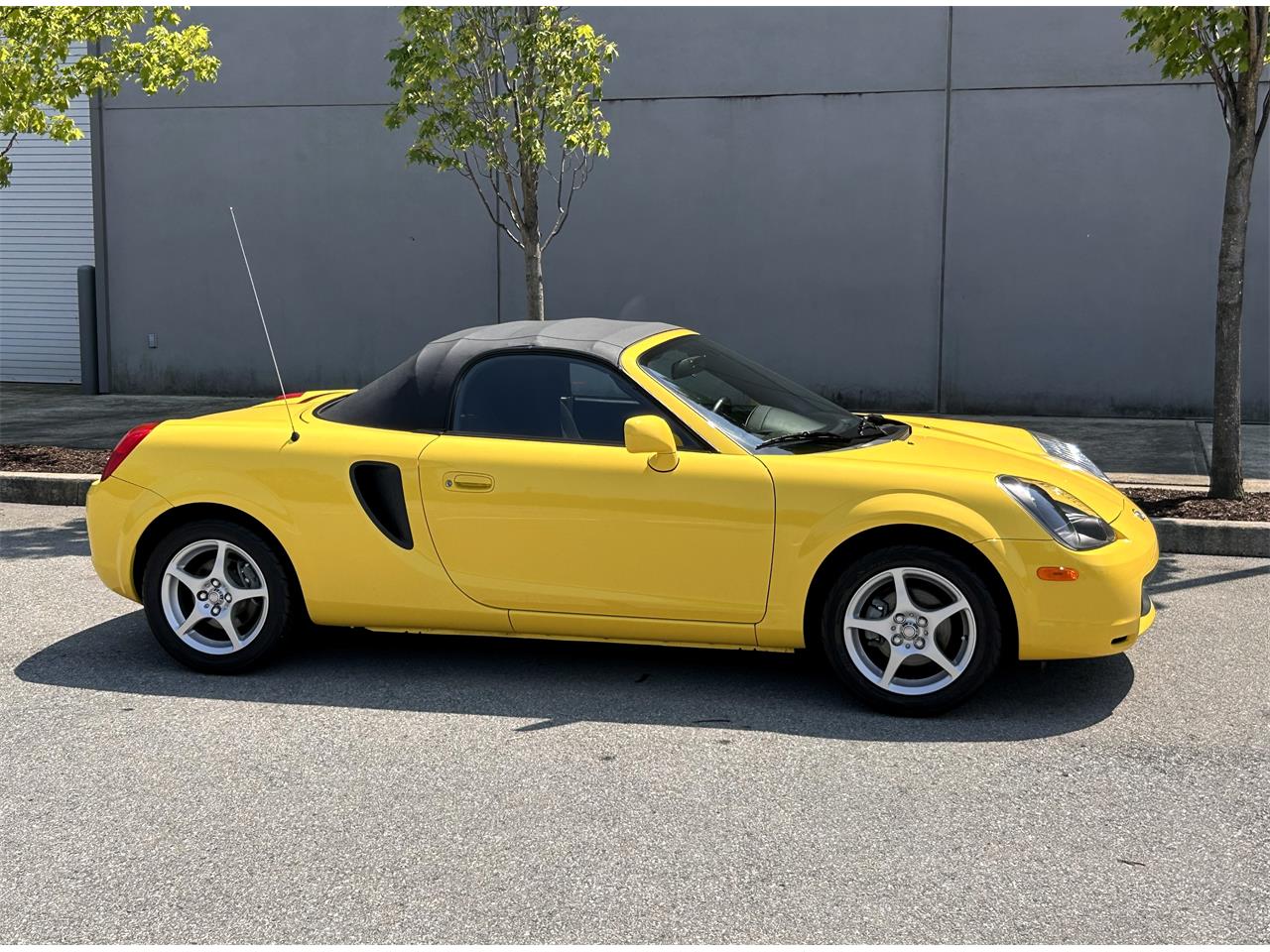 2002 Toyota MR2 Spyder for Sale | ClassicCars.com | CC-1978896