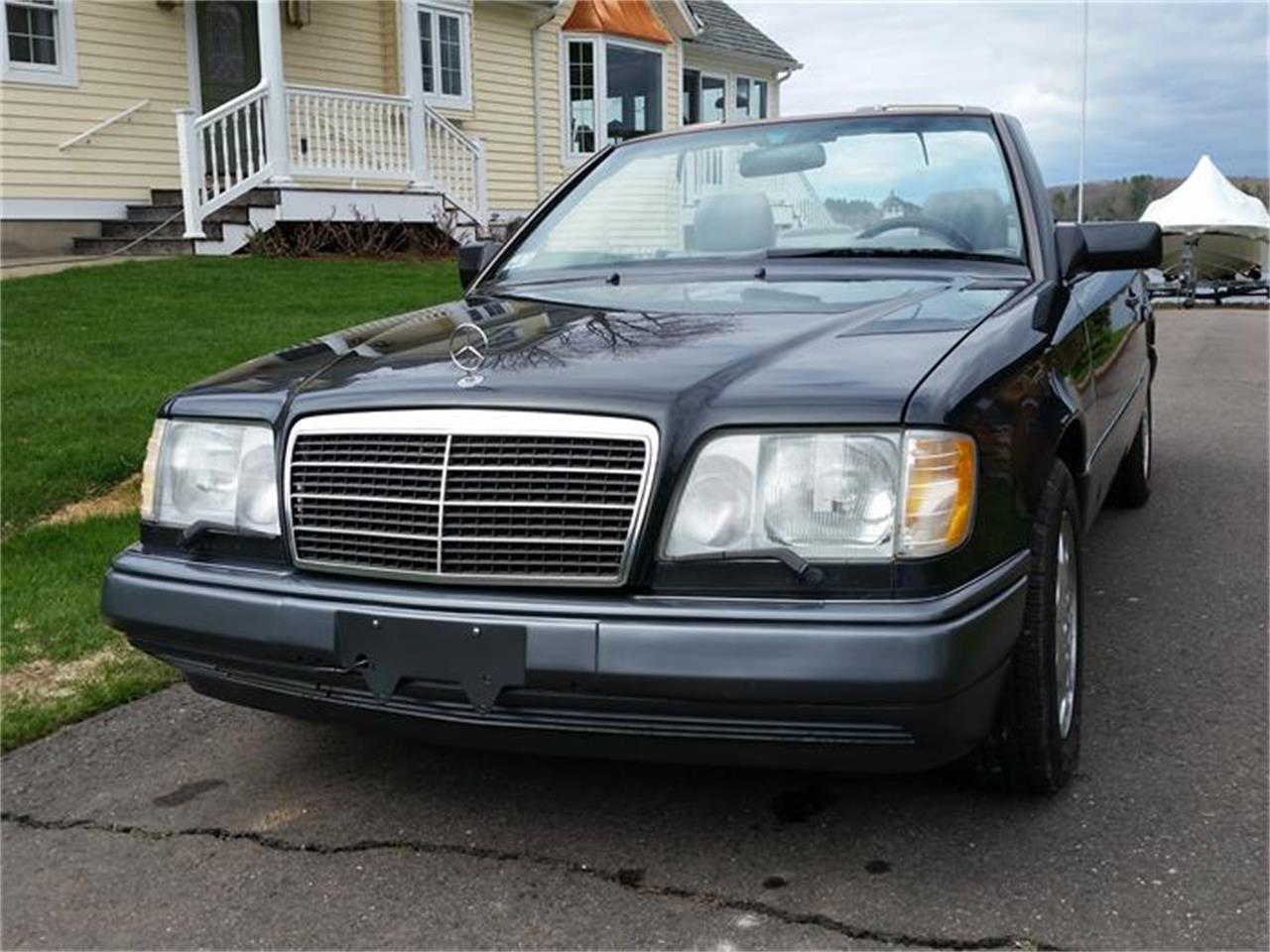1995 Mercedes-Benz E320 for Sale | ClassicCars.com | CC-665620
