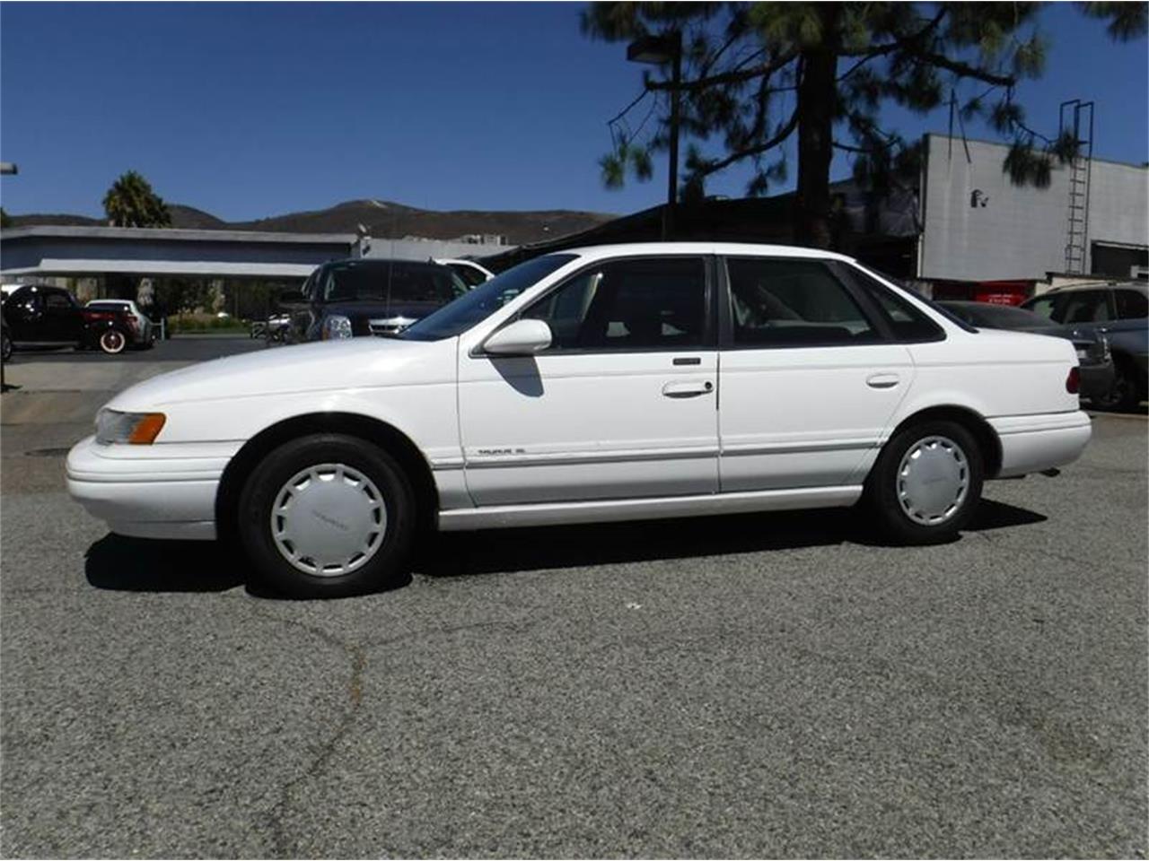 1995 Ford Taurus for Sale | ClassicCars.com | CC-888484