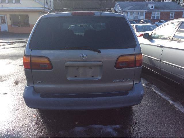1998 Toyota Sienna for Sale | ClassicCars.com | CC-941116