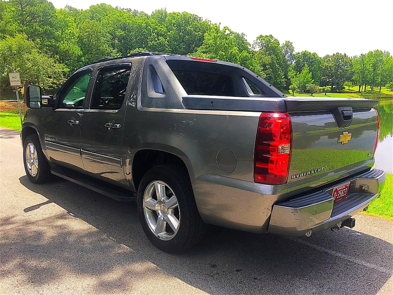 2009 Chevrolet Avalanche for Sale | ClassicCars.com | CC-996224