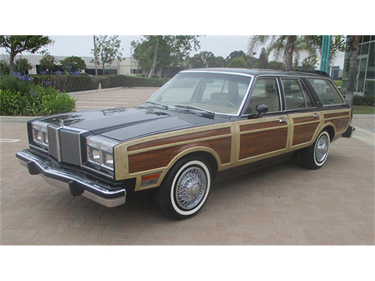 1980 Chrysler LeBaron Town & Country for Sale | ClassicCars.com | CC-990642
